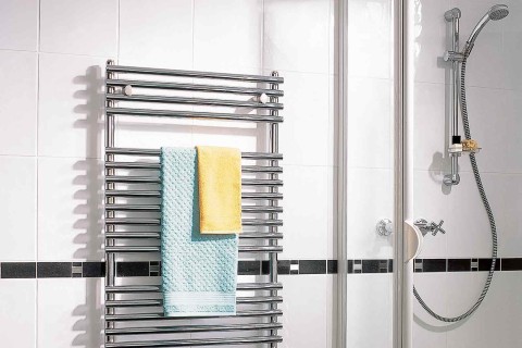 Koupelnové radiátory pro váš projekt v e-shopu HORNBACH